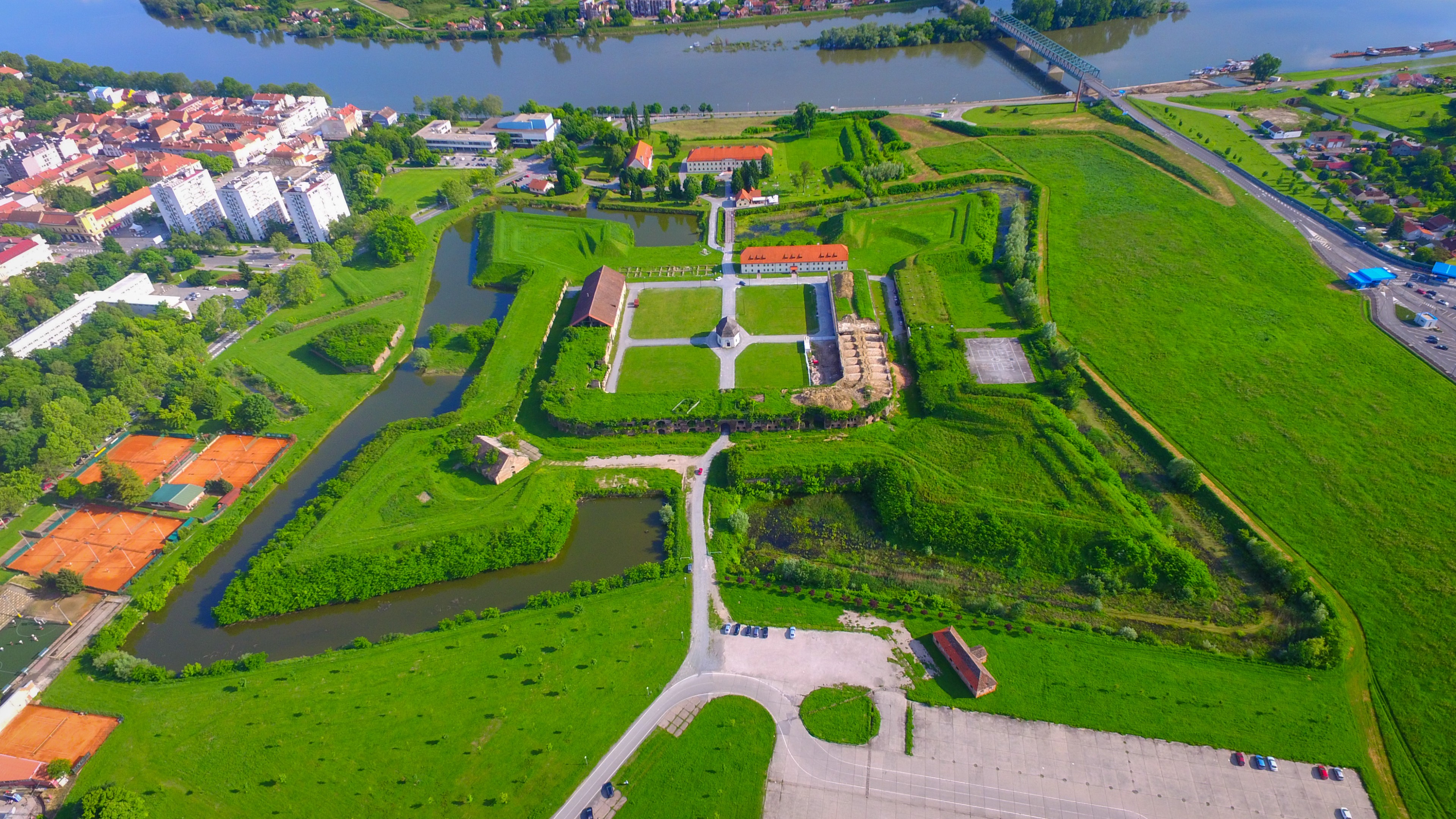 Visit Slavonski Brod | What to see in Slavonski Brod?